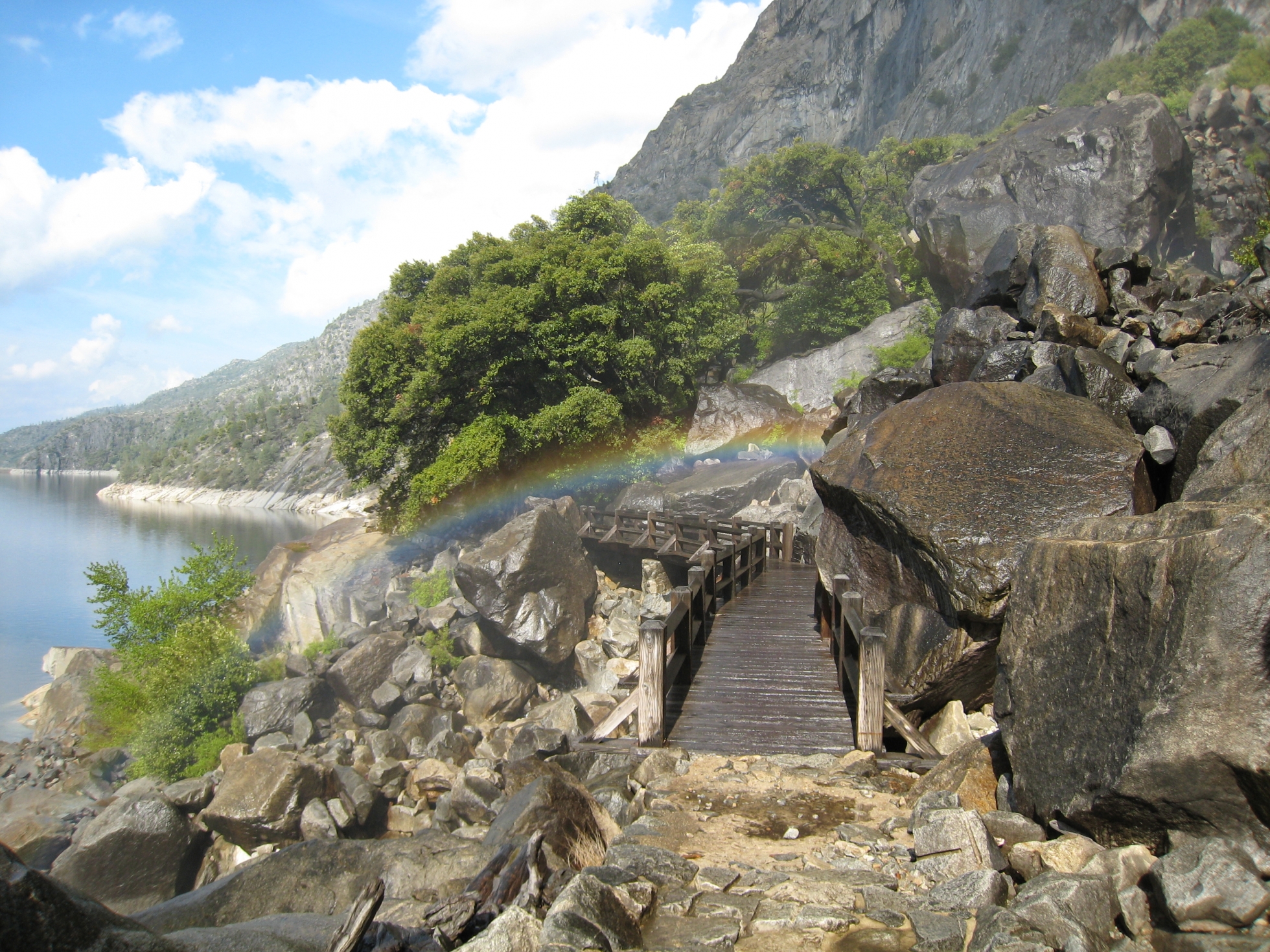 Wapama Falls - Backpack and Hike near Groveland, California - Free Arenas