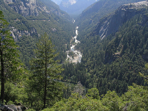 Valley Loop Trail - Hike near Yosemite Valley, Yosemite National Park ...