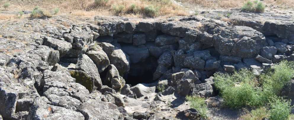 Lariat caves - Cave near American Falls, Idaho - Free Arenas